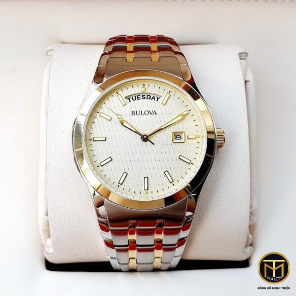 Bulova 98C60 Champagne Gold Dial 38mm
