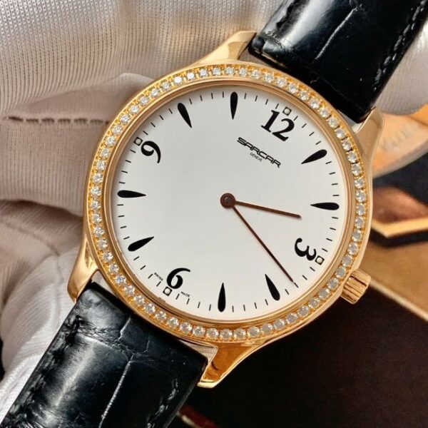 Sarcar Vàng khối 18k Diamond cót tay Thuỵ Sỹ M10513-112 39mm