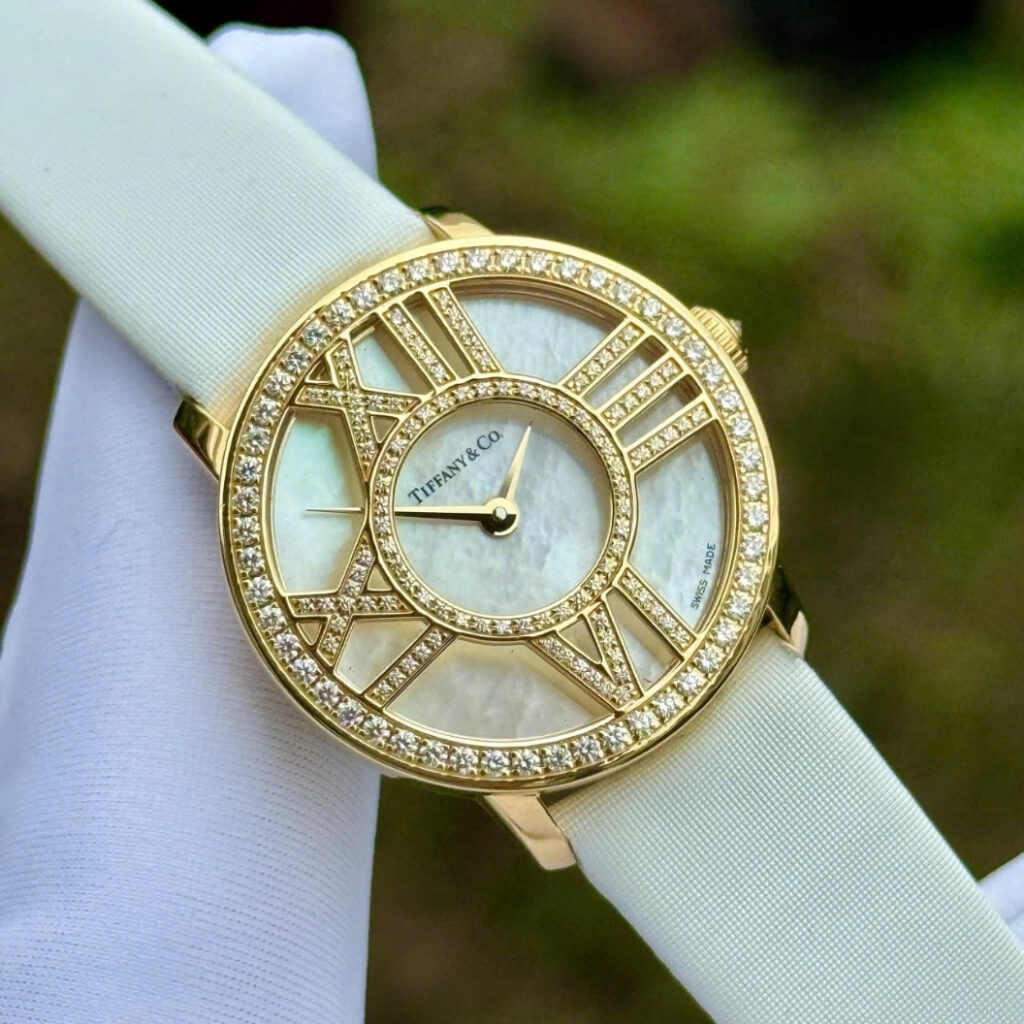 Tiffany & Co Atlas Z1901.10.30E20A40B Vàng đúc 18k MOP